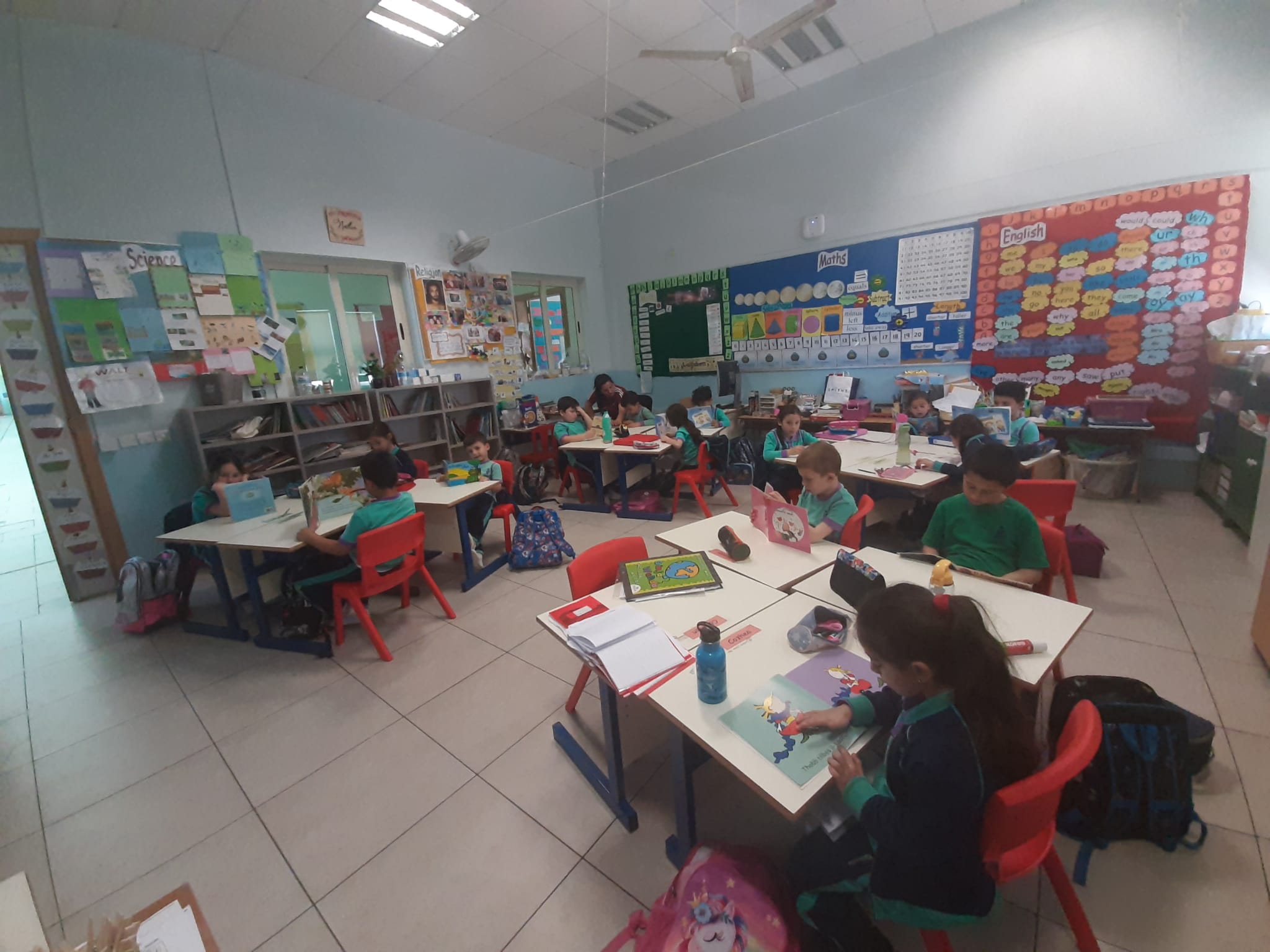 Drop Everything & Read – Patri Ġużè Delia, Siġġiewi Primary